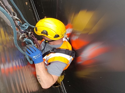 Confined space maintenance using abseiling techniques - ATI Rope Access